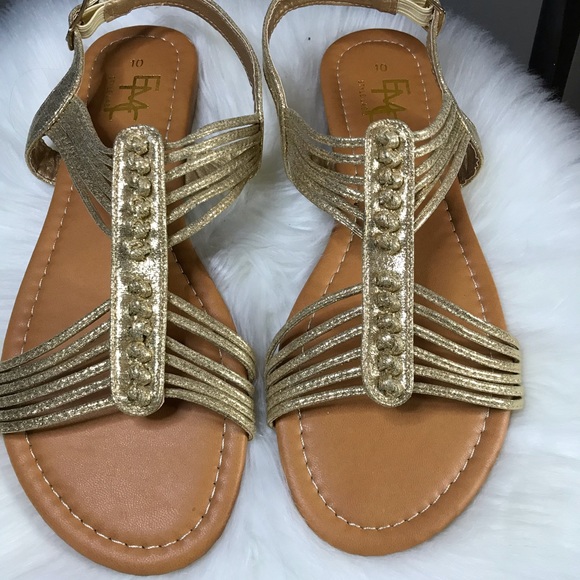 EMC Style Lab | Shoes | Emc Style Lab Gold Metallic Strappy Sandals ...